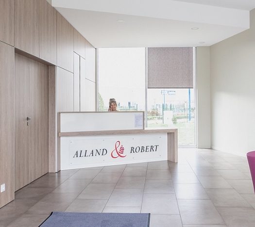 Alland & Robert : international leading expert on natural exudates